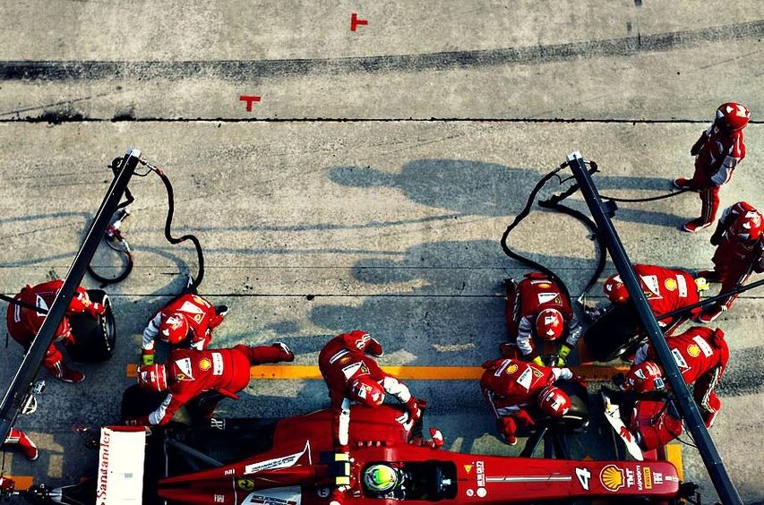 EIGHT WAYS TO BUILD COLLABORATIVE TEAMS EIGHT WAYS TO BUILD COLLABORATIVE TEAMS