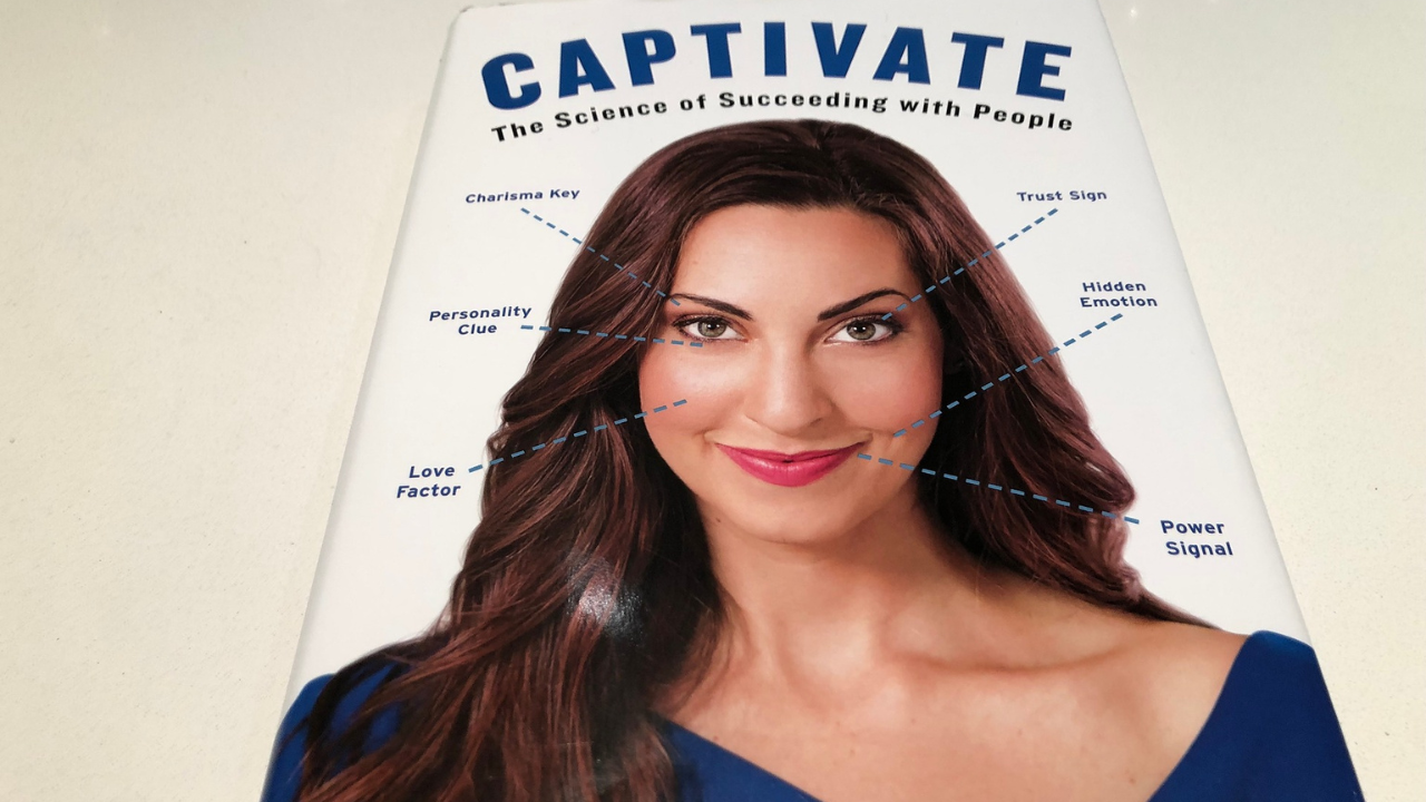 Captivate Your Audience: Mastering the Art of Eye Contact Captivate Your Audience: Mastering the Art of Eye Contact