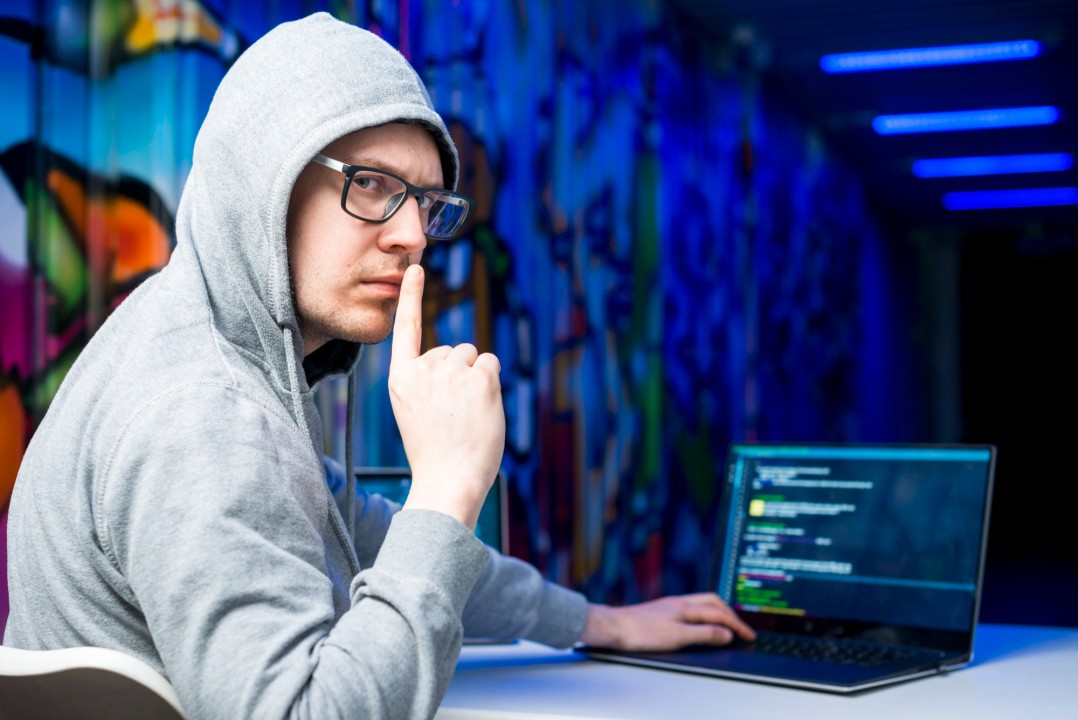 Social Engineering: Wie Hacker deine Emotionen gegen dich verwenden Social Engineering: Wie Hacker deine Emotionen gegen dich verwenden