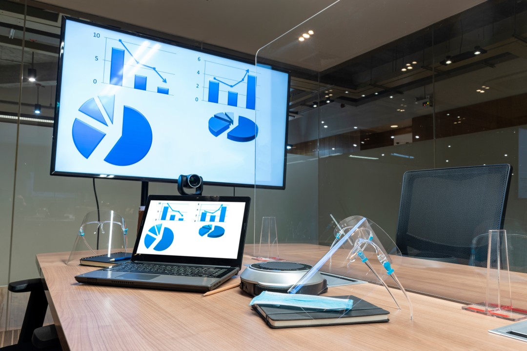 Maximizing Engagement in Virtual Meetings with Microsoft Teams Rooms Maximizing Engagement in Virtual Meetings with Microsoft Teams Rooms