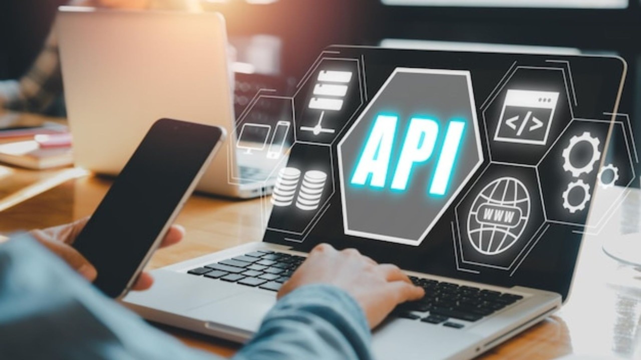 Integrating GraphQL.js with Existing REST APIs: A Smooth Transition Integrating GraphQL.js with Existing REST APIs: A Smooth Transition