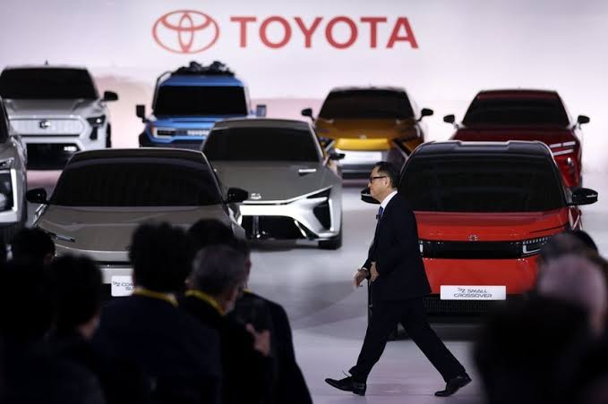 Ditekan Para Investor, Toyota Dinilai Lamban Dalam Transisi Menuju EV Ditekan Para Investor, Toyota Dinilai Lamban Dalam Transisi Menuju EV