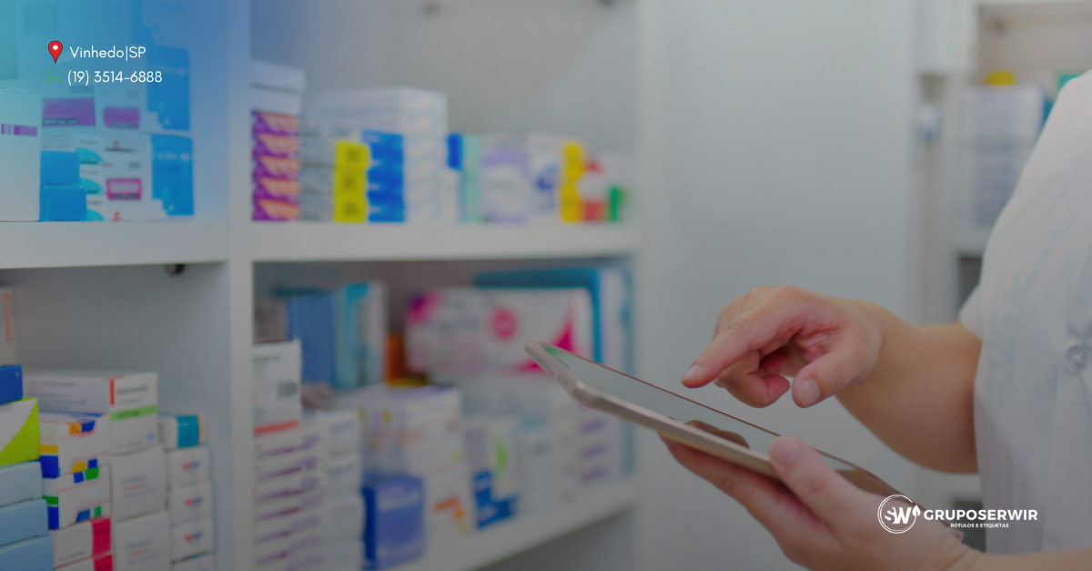 De Desafios a Soluções: RFID e o Gerenciamento de Inventário Farmacêutico De Desafios a Soluções: RFID e o Gerenciamento de Inventário Farmacêutico