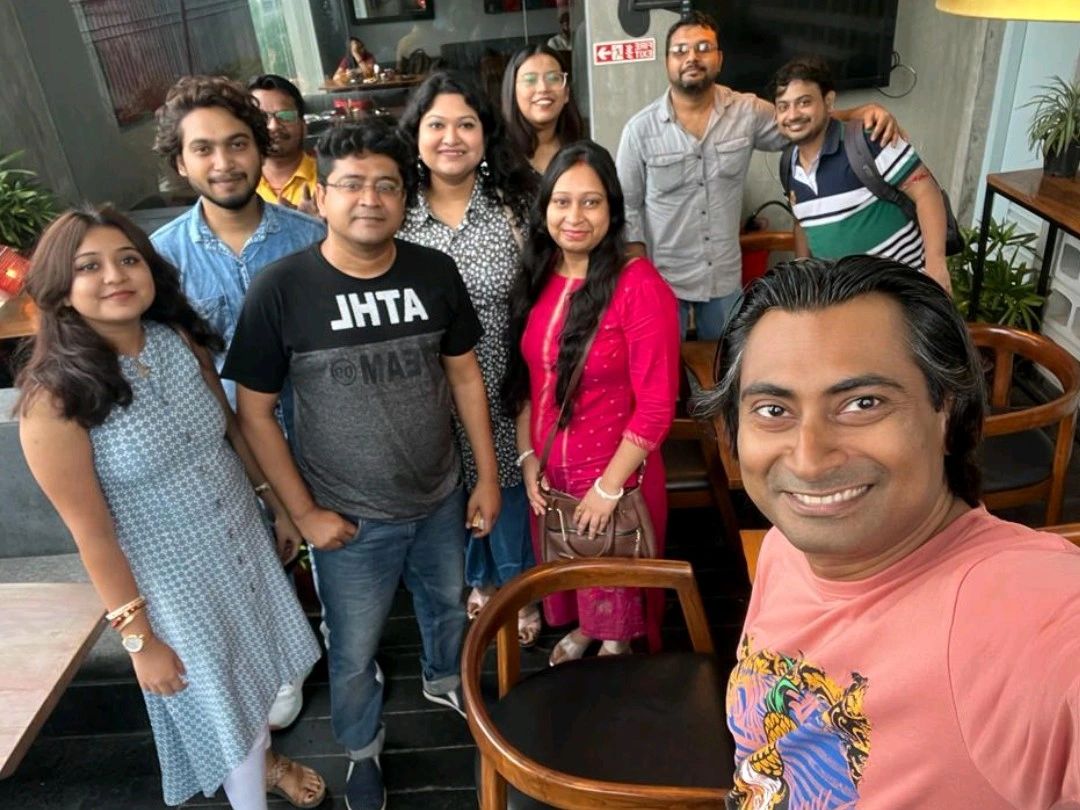 Sovonjit Ghosh on LinkedIn: DataColada Team Lunch With Animesh Banerjee ... Sovonjit Ghosh on LinkedIn: DataColada Team Lunch With Animesh Banerjee ...