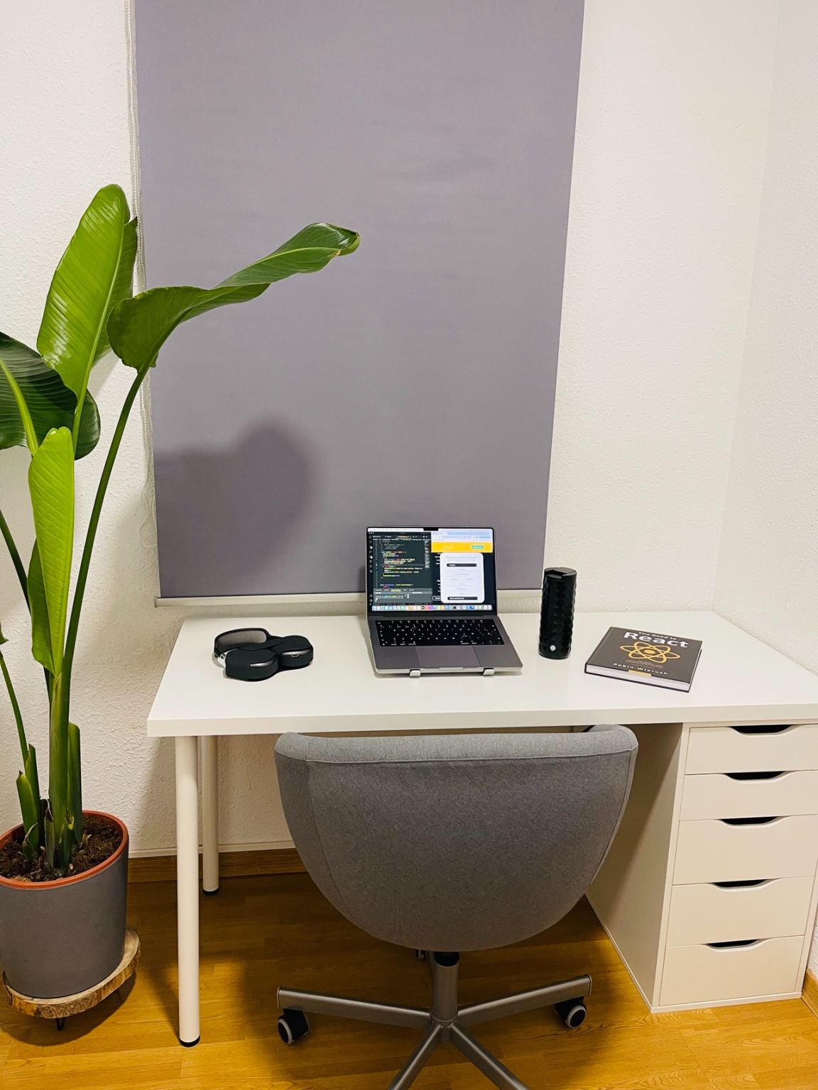 How I transformed my office space with minimalistic design | Zurab ... How I transformed my office space with minimalistic design | Zurab ...