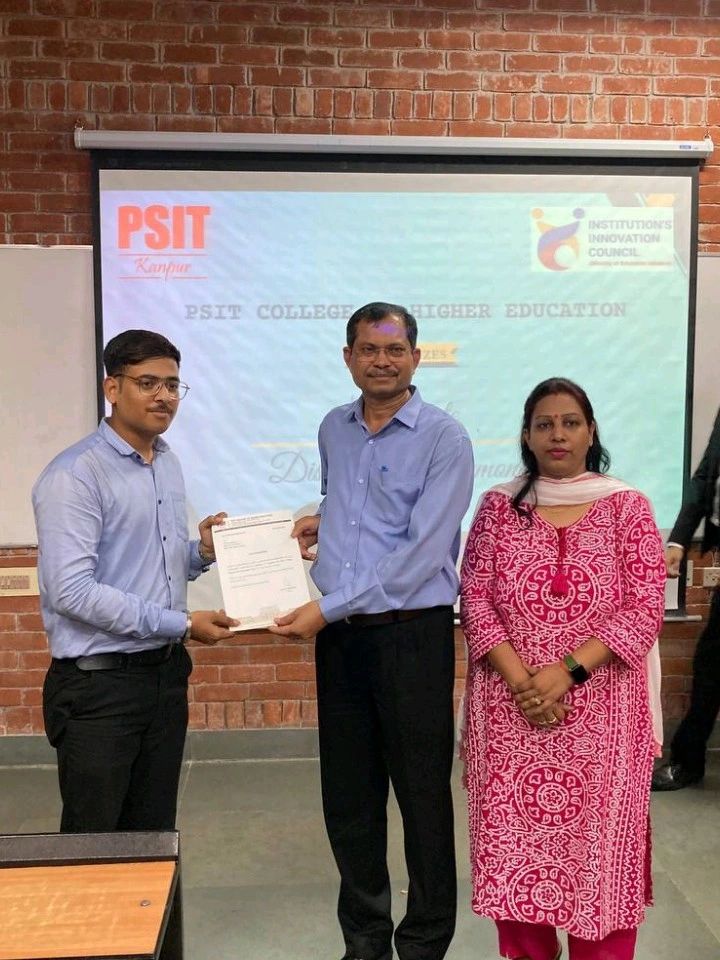 Divyam Mishra on LinkedIn: #grateful #achievements | 10 comments Divyam Mishra on LinkedIn: #grateful #achievements | 10 comments
