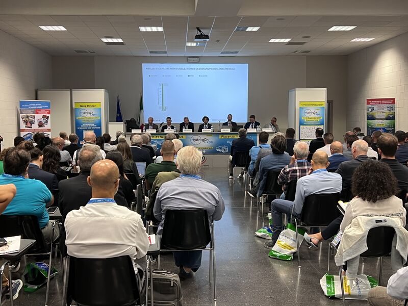 Roberta Panero su LinkedIn: #elettrolizzatori #fuelcell #hydrogenexpo # ... Roberta Panero su LinkedIn: #elettrolizzatori #fuelcell #hydrogenexpo # ...