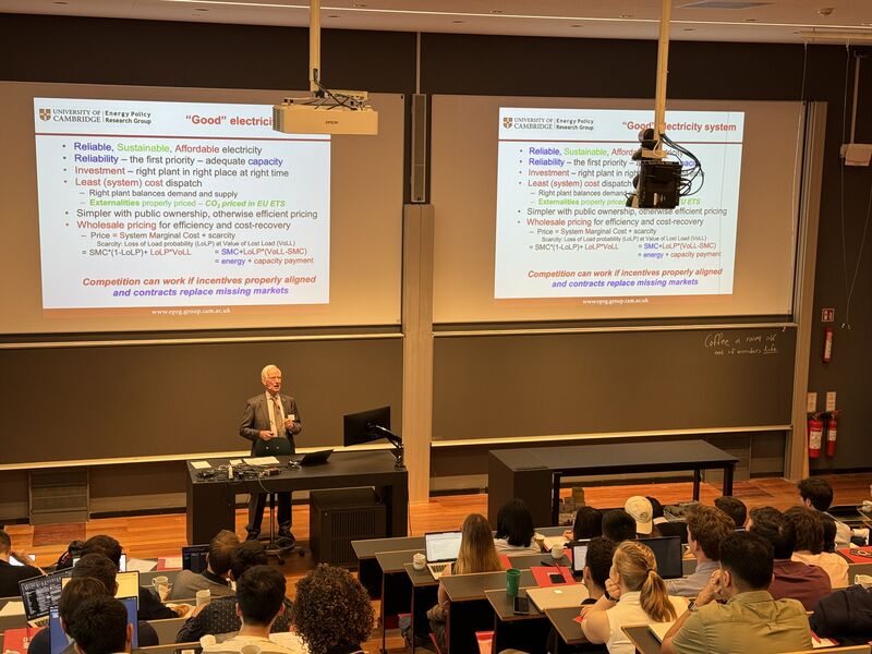 Jalal Kazempour on LinkedIn: David Newbery giving a keynote at DTU PES ... Jalal Kazempour on LinkedIn: David Newbery giving a keynote at DTU PES ...