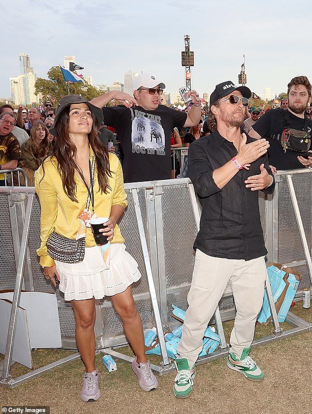 NewsFlash.one on LinkedIn: Matthew McConaughey and wife Camila rock out ... NewsFlash.one on LinkedIn: Matthew McConaughey and wife Camila rock out ...