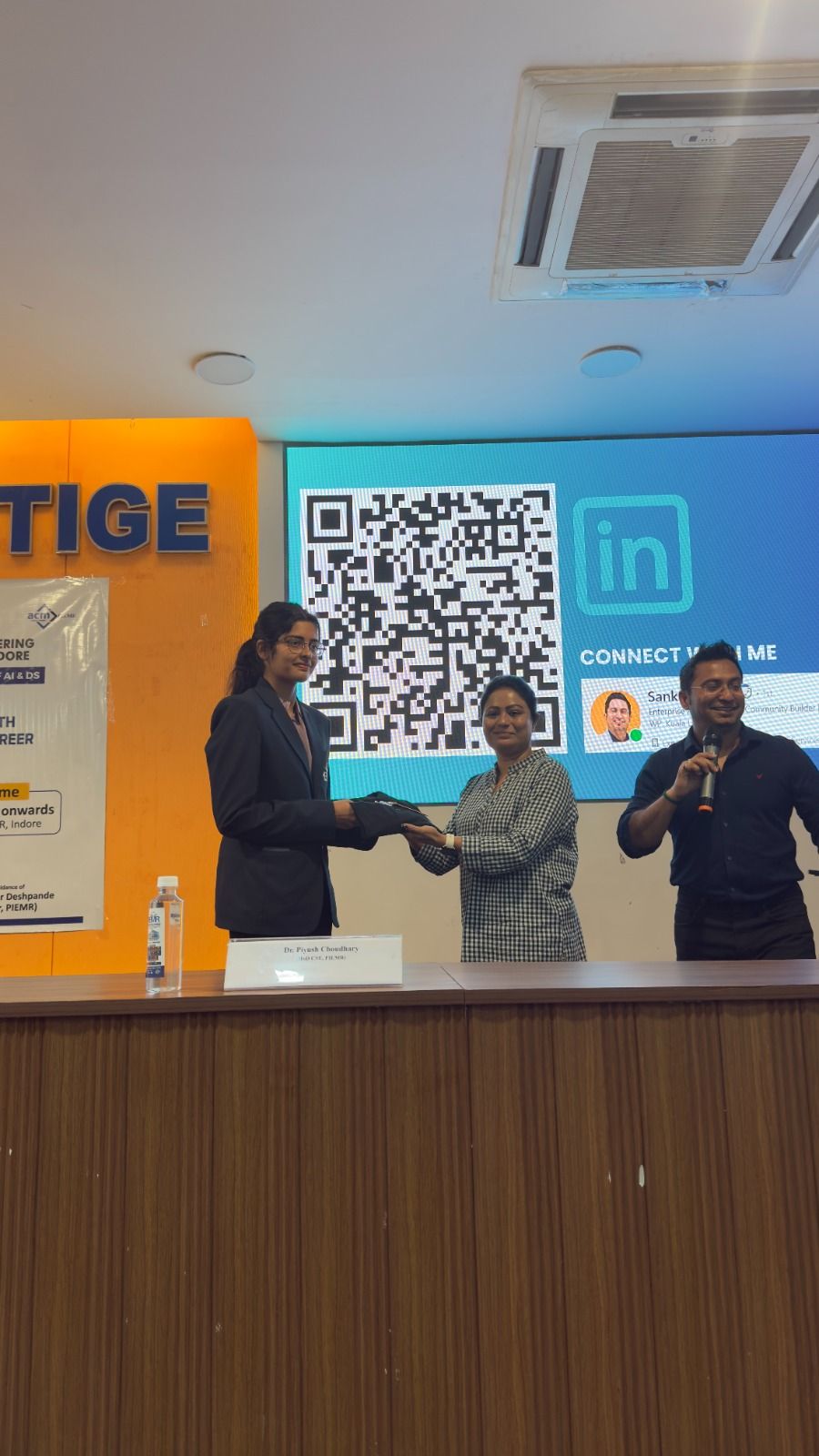 #aws #cloudcomputing #machinelearning #ai #techinnovation… | Disha ... #aws #cloudcomputing #machinelearning #ai #techinnovation… | Disha ...