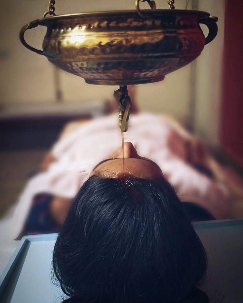 Dr. Vaibhavi Pathak on LinkedIn: #ayurveda #shirodhara #stressrelief # ... Dr. Vaibhavi Pathak on LinkedIn: #ayurveda #shirodhara #stressrelief # ...