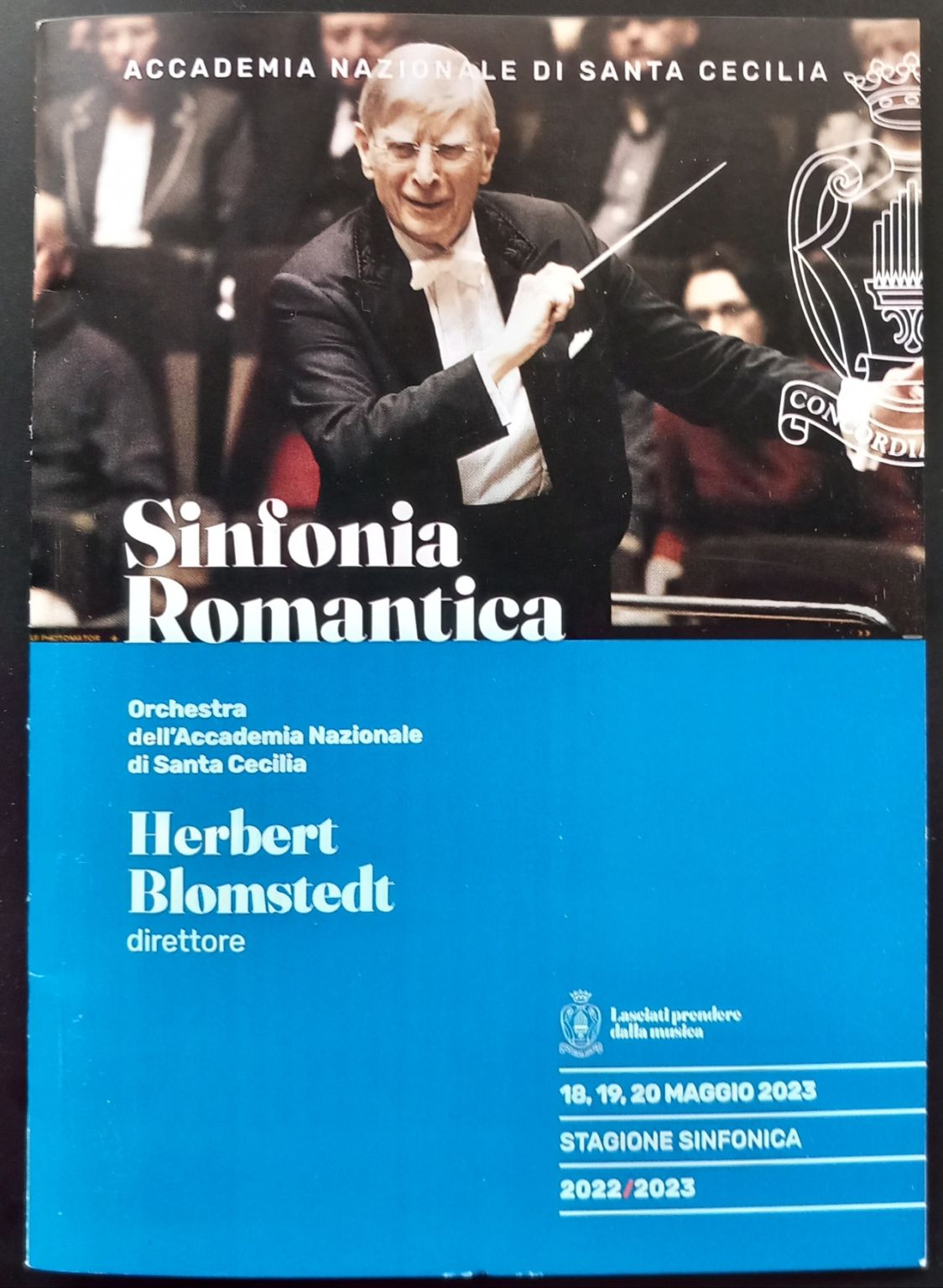 Prisca Amori on LinkedIn: This night second concert of this week ... Prisca Amori on LinkedIn: This night second concert of this week ...