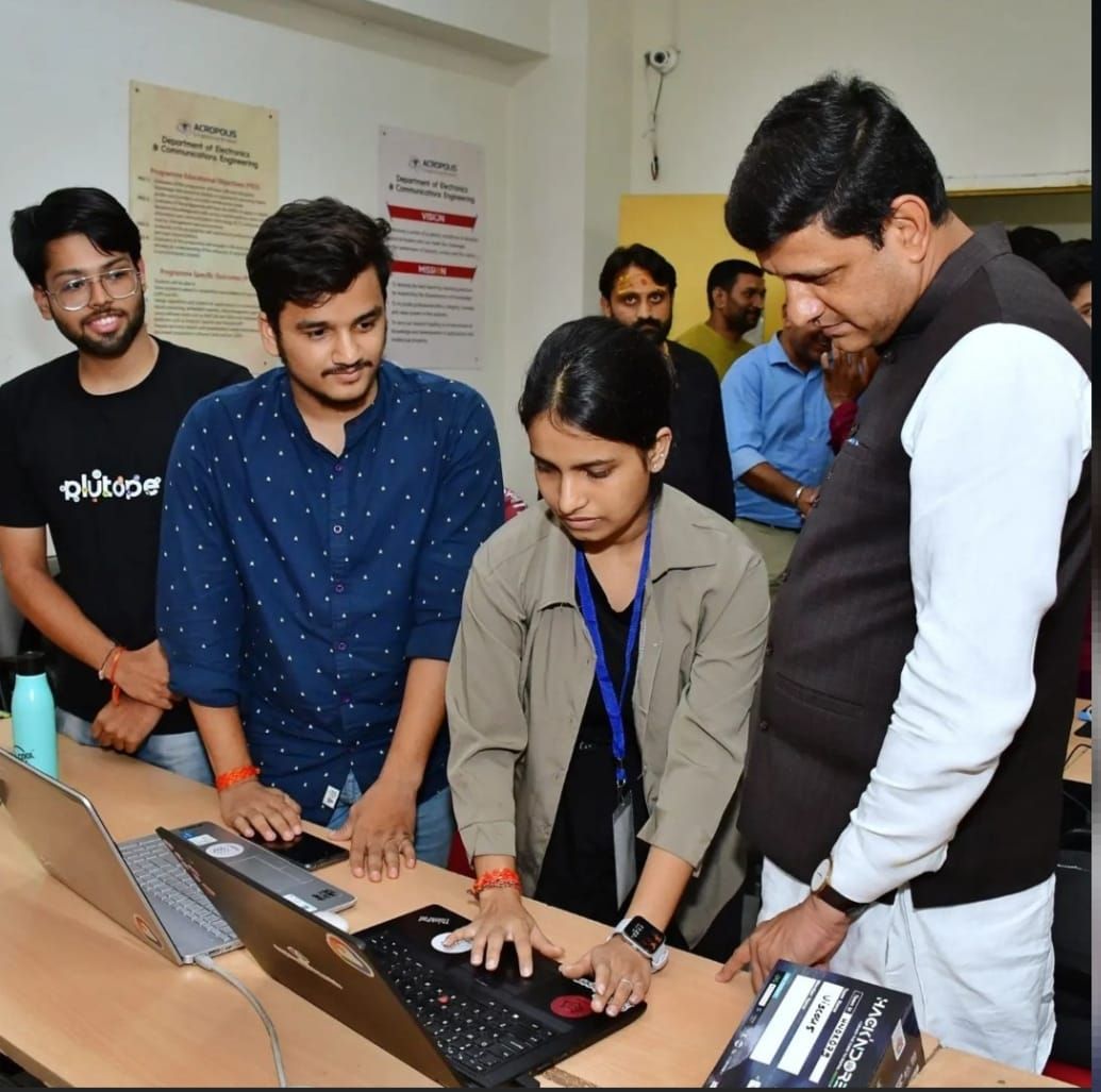 Rounak Chauhan on LinkedIn: #hackndore #innovation #hackathon # ... Rounak Chauhan on LinkedIn: #hackndore #innovation #hackathon # ...