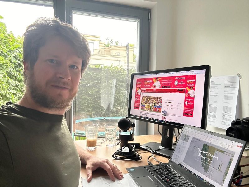 Christian Lutz on LinkedIn: #webgis #webmapping #javascript #html #css ... Christian Lutz on LinkedIn: #webgis #webmapping #javascript #html #css ...