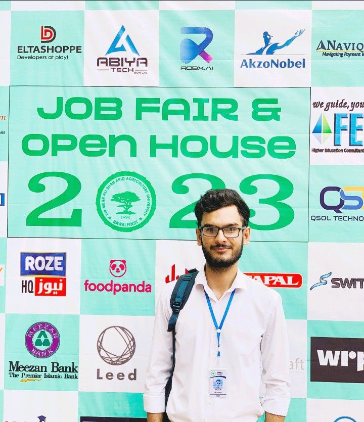 Zain Israr on LinkedIn: #jobfair #careergrowth #networking # ... Zain Israr on LinkedIn: #jobfair #careergrowth #networking # ...