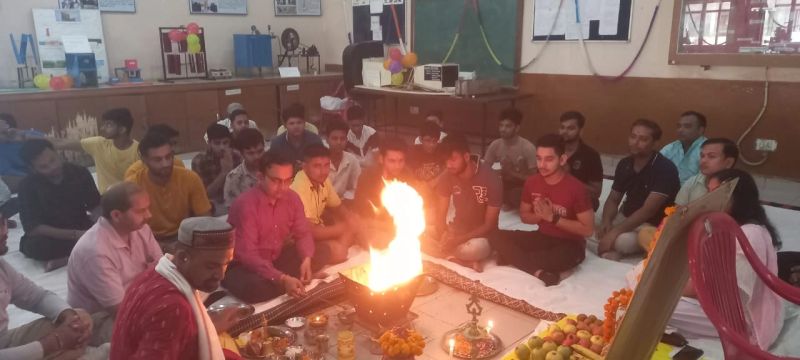 Dr. Nitesh Dutt on LinkedIn: Celebration of Vishwakarma Pooja at COER ... Dr. Nitesh Dutt on LinkedIn: Celebration of Vishwakarma Pooja at COER ...