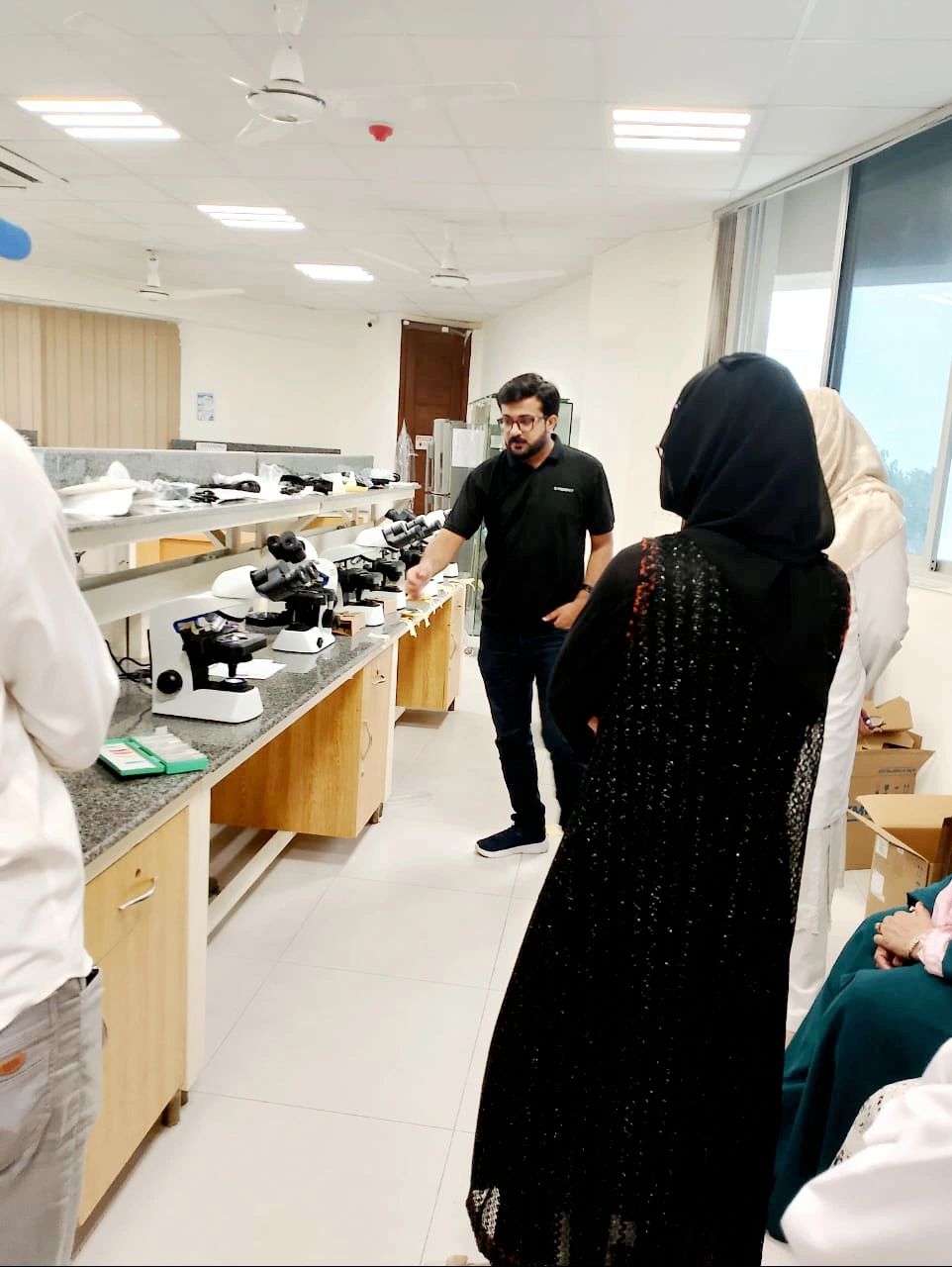 Waseem Aslam on LinkedIn: Evident Olympus Microscope CX23LED installed ... Waseem Aslam on LinkedIn: Evident Olympus Microscope CX23LED installed ...