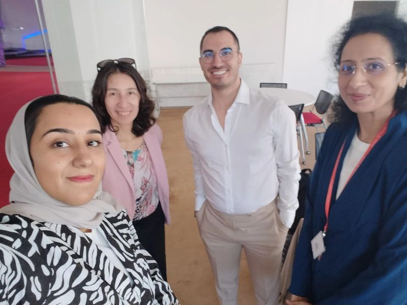 Hawra Nooh on LinkedIn: At conferences and symposiums, you meet ... Hawra Nooh on LinkedIn: At conferences and symposiums, you meet ...