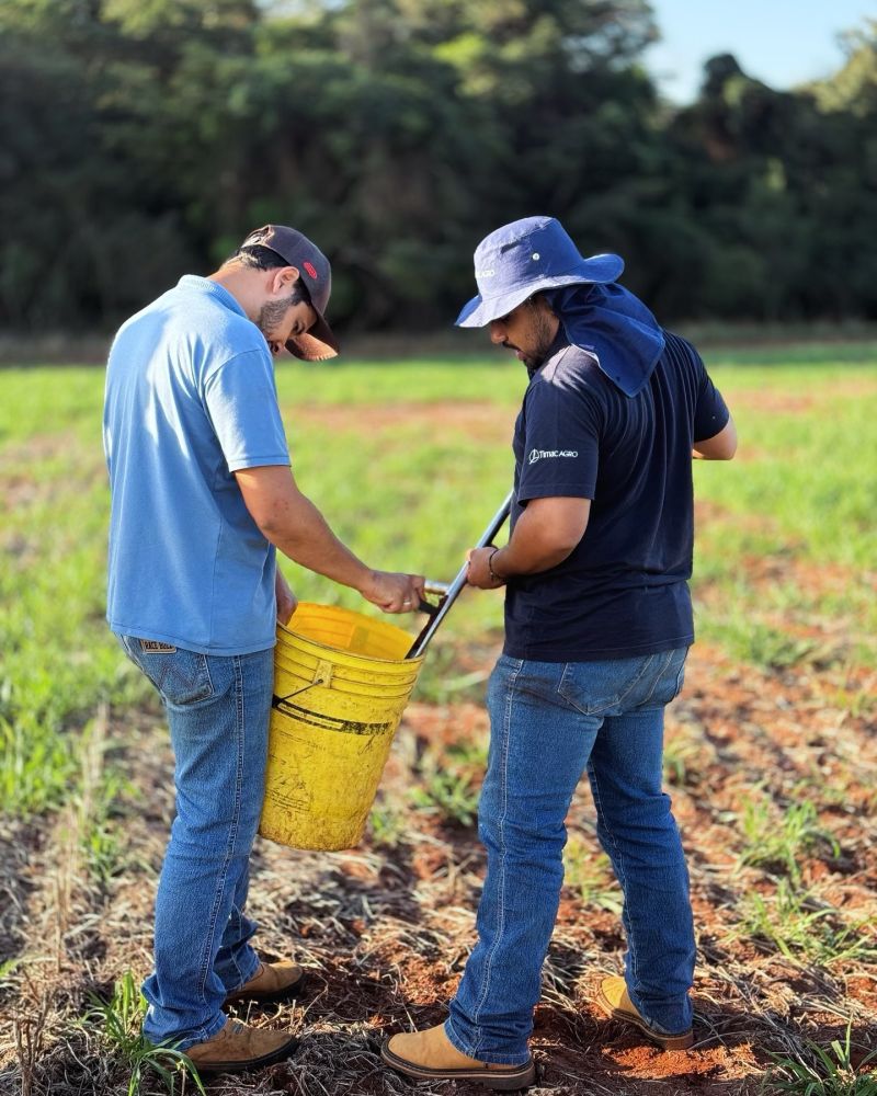 Breno Leite on LinkedIn: Amostra de solo 🌱 Breno Leite on LinkedIn: Amostra de solo 🌱
