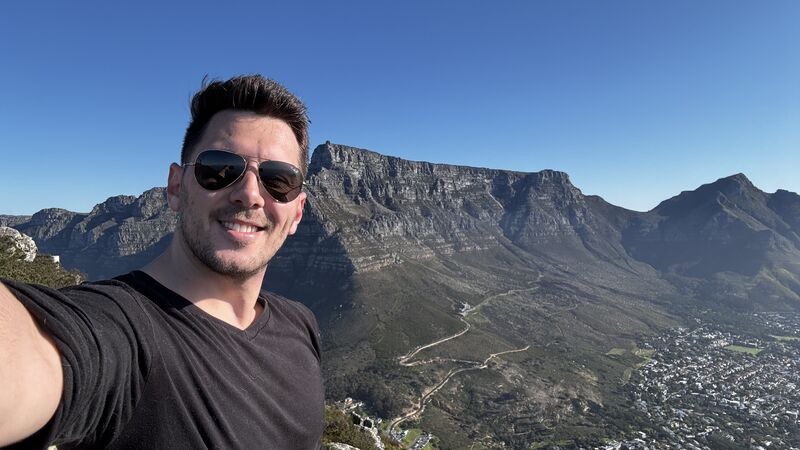 Wesley Hattingh 🚀 on LinkedIn: I could write about B2B sales, Or I ... Wesley Hattingh 🚀 on LinkedIn: I could write about B2B sales, Or I ...