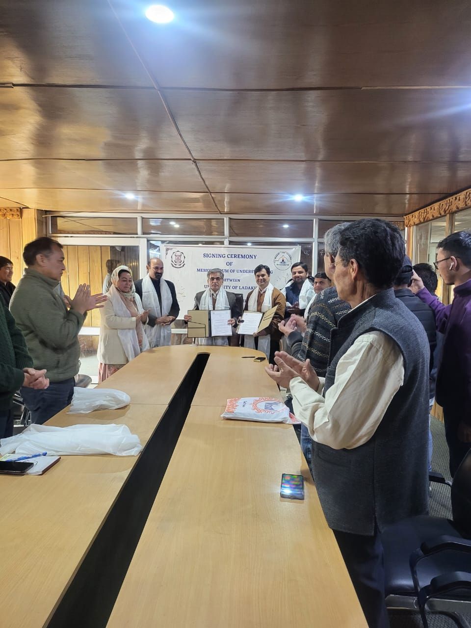 iHUB DivyaSampark @ IIT Roorkee signed an MoU with University of Ladakh ... iHUB DivyaSampark @ IIT Roorkee signed an MoU with University of Ladakh ...