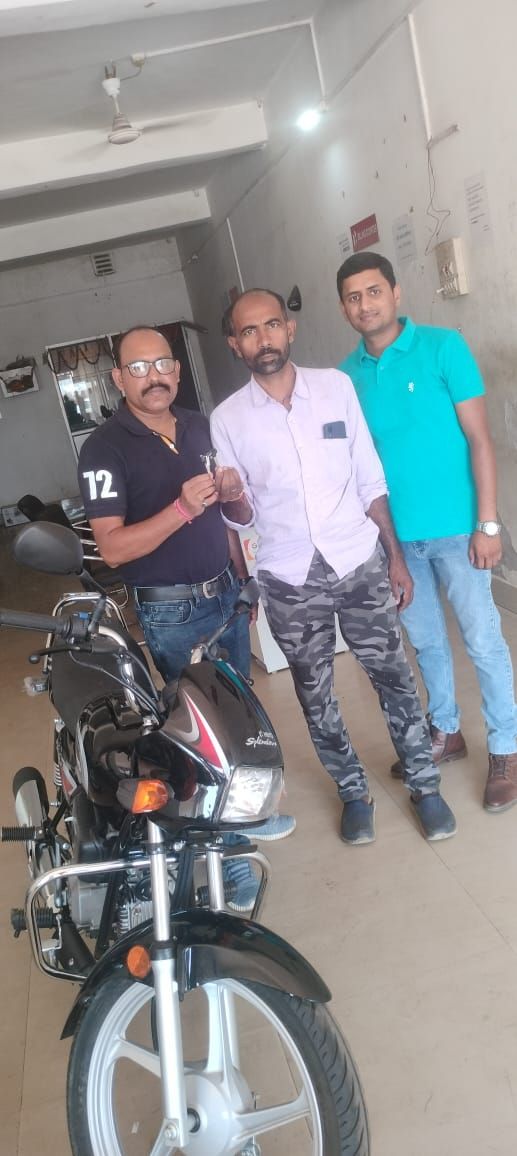 Abhay Kumar Pradhan on LinkedIn: Given a bike to Mr Rajeev Kumar Jamui ... Abhay Kumar Pradhan on LinkedIn: Given a bike to Mr Rajeev Kumar Jamui ...
