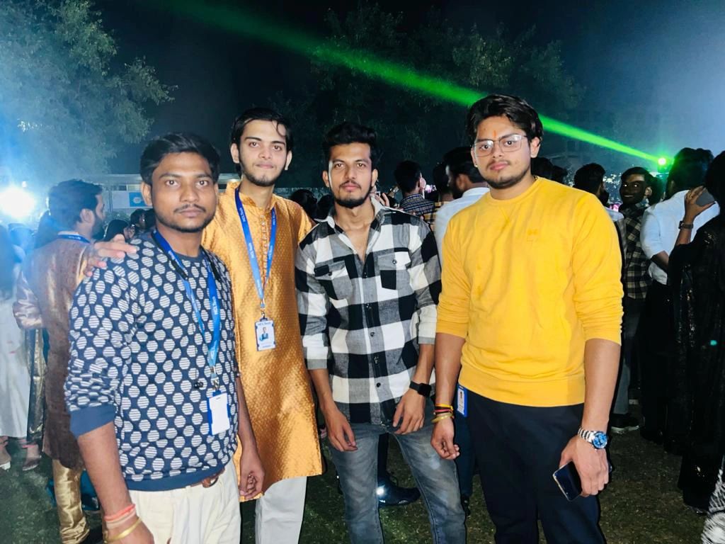 Mohd Zeeshan Khan on LinkedIn: #hclcelebration #hcltech Mohd Zeeshan Khan on LinkedIn: #hclcelebration #hcltech