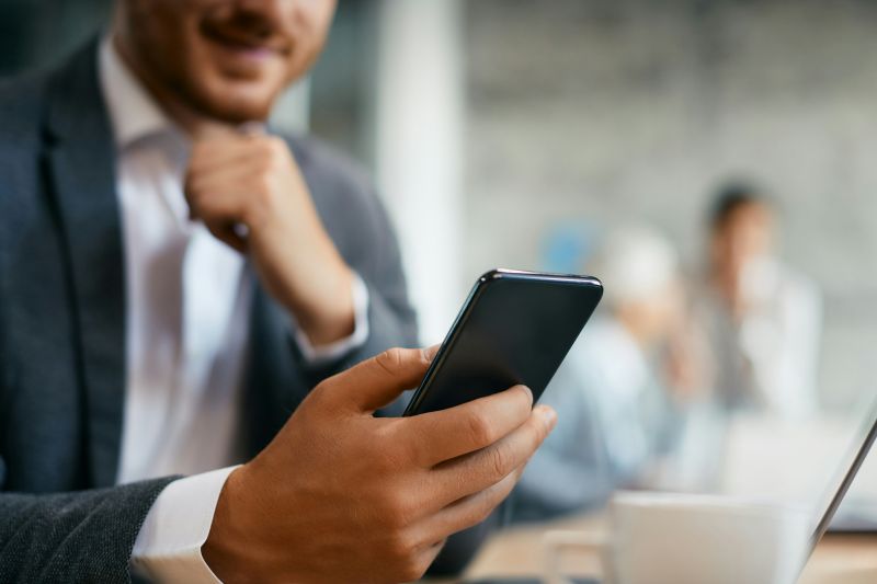 Safe Workplace on LinkedIn: #employeereporting #userexperience # ... Safe Workplace on LinkedIn: #employeereporting #userexperience # ...