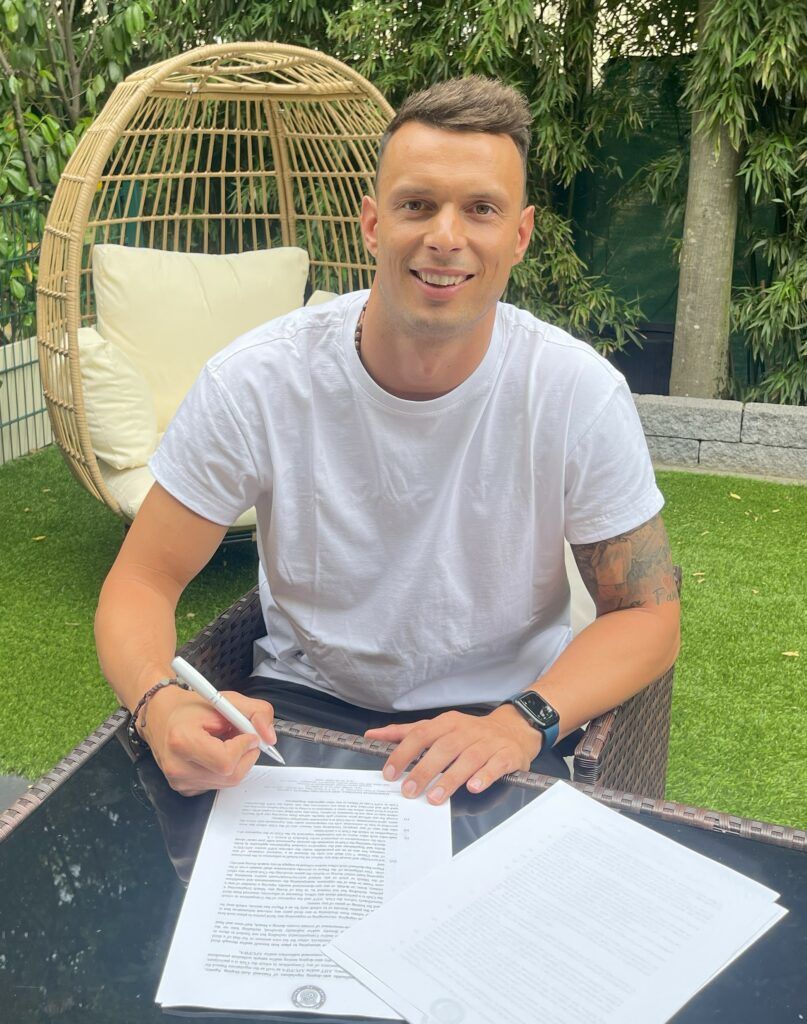 Raunak Saha on LinkedIn: ISL: Jamshedpur FC sign Croatian striker Petar ... Raunak Saha on LinkedIn: ISL: Jamshedpur FC sign Croatian striker Petar ...