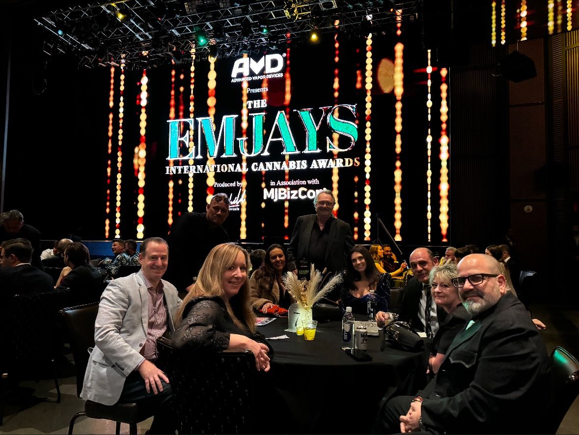 Summer Westerbur on LinkedIn: #theemjays #cannabiscommunity Summer Westerbur on LinkedIn: #theemjays #cannabiscommunity
