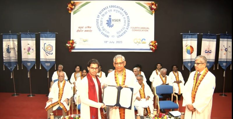 Akash Kumar Singh on LinkedIn: #oppenheimer #graduated #convocation # ... Akash Kumar Singh on LinkedIn: #oppenheimer #graduated #convocation # ...
