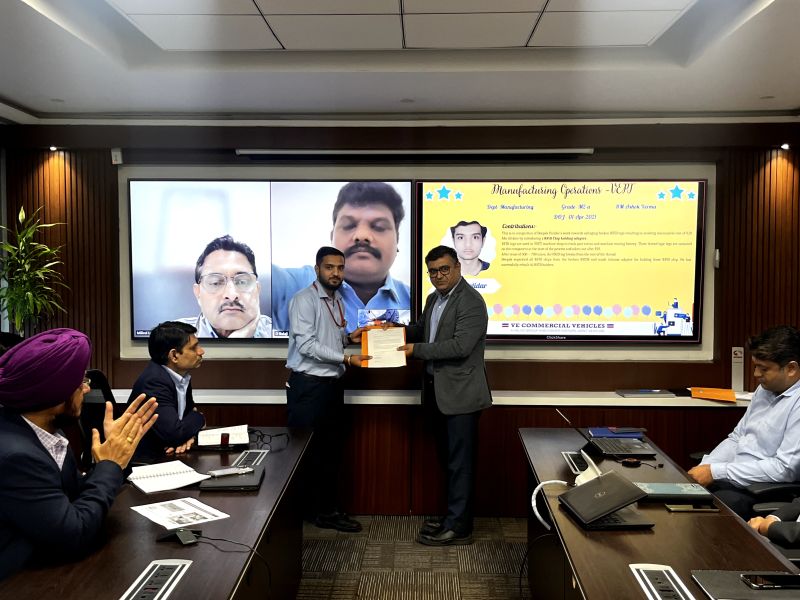Deepak patidar on LinkedIn: Today I got monthly best performance award ... Deepak patidar on LinkedIn: Today I got monthly best performance award ...