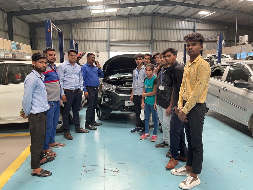 Raj Kumar Sahu on LinkedIn: #automotive #service #tata #motors Raj Kumar Sahu on LinkedIn: #automotive #service #tata #motors