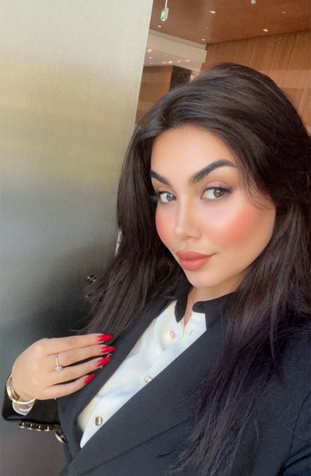 Shiraz Mustafa on LinkedIn: #womenpower #strongmindset Shiraz Mustafa on LinkedIn: #womenpower #strongmindset