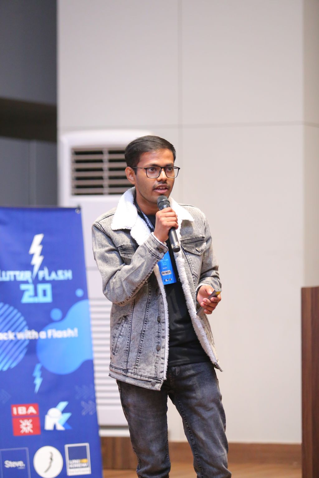Mudasir Hussain on LinkedIn: #flutter #flutterflash2025 #flutterkarachi ... Mudasir Hussain on LinkedIn: #flutter #flutterflash2025 #flutterkarachi ...