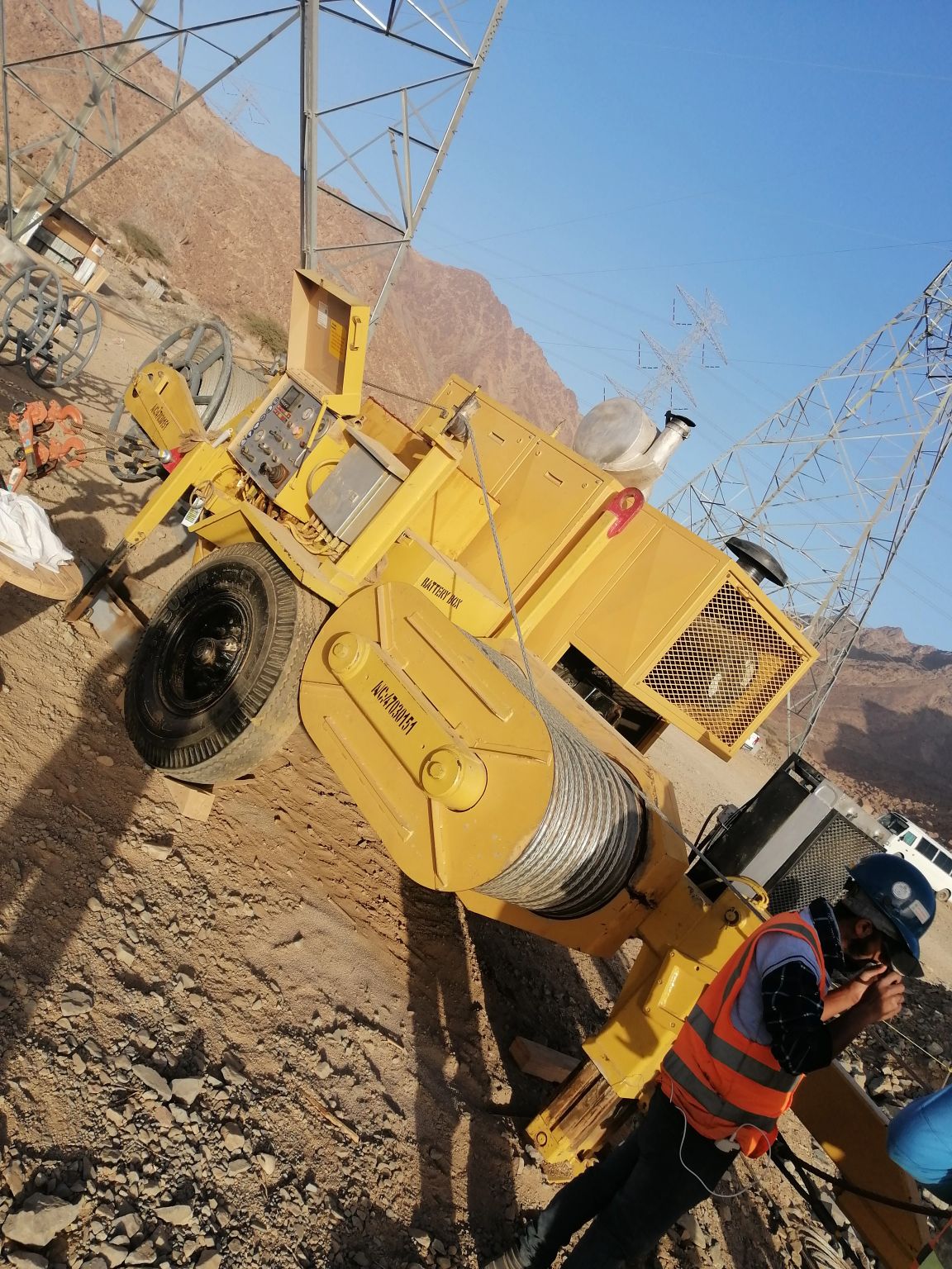 OPGW pulling activity start in 380kv OHTL IN NEOM GREEN HYDROGEN ... OPGW pulling activity start in 380kv OHTL IN NEOM GREEN HYDROGEN ...