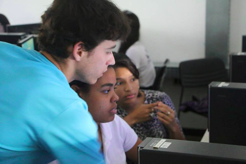Gabriel Viana no LinkedIn: APRENDA GIT E GITHUB!💻🚀 Recentemente eu ... Gabriel Viana no LinkedIn: APRENDA GIT E GITHUB!💻🚀 Recentemente eu ...
