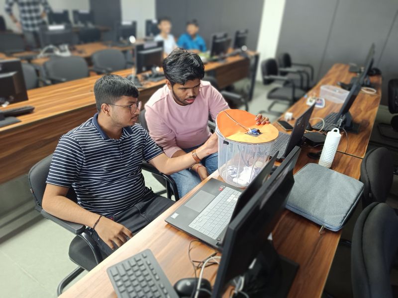 Nitish Talpada on LinkedIn: 🚀 Smart Dustbin Mini Project: Innovating ... Nitish Talpada on LinkedIn: 🚀 Smart Dustbin Mini Project: Innovating ...
