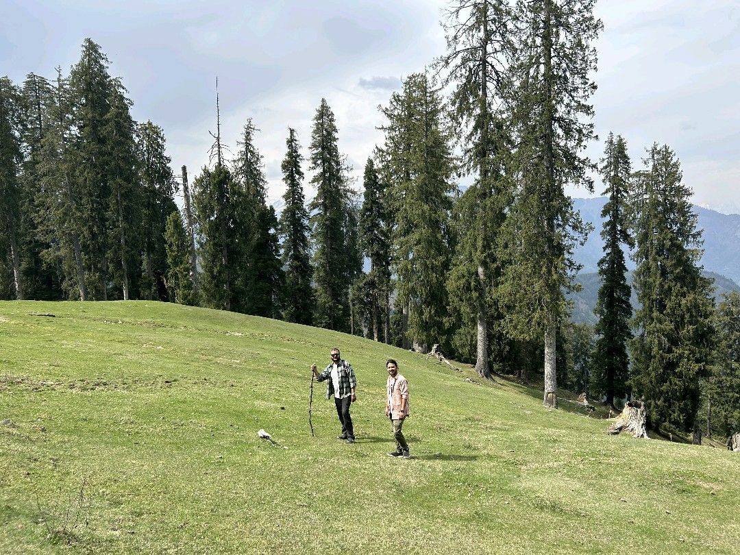 Sumit Thakur on LinkedIn: #mountainlife #hiking #manali #friends Sumit Thakur on LinkedIn: #mountainlife #hiking #manali #friends