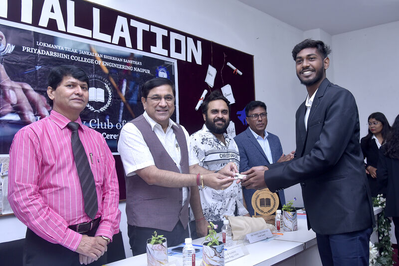 #literaryclub #installationevent #guestofhonor | Sanket Darunkar #literaryclub #installationevent #guestofhonor | Sanket Darunkar