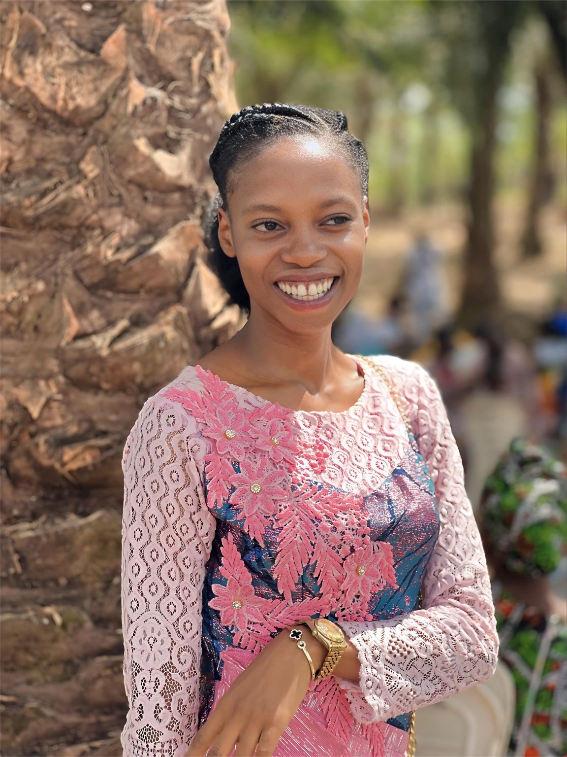 Victoria Olamide on LinkedIn: Your first LinkedIn post won’t bring you ... Victoria Olamide on LinkedIn: Your first LinkedIn post won’t bring you ...
