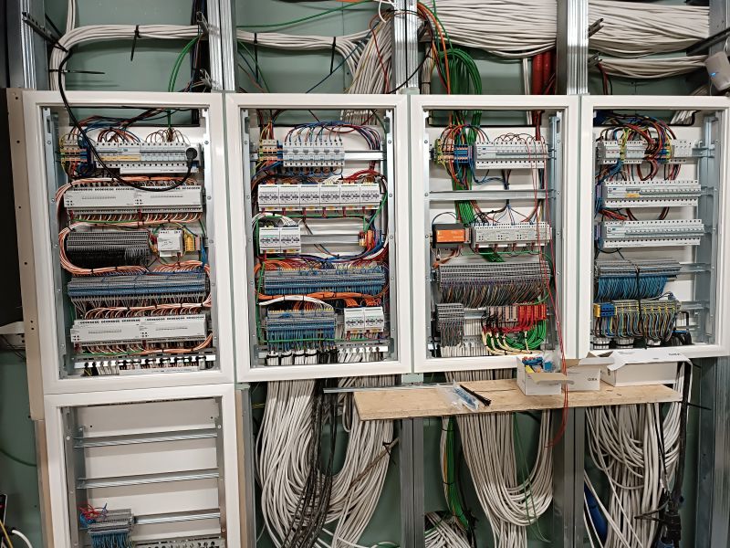 Rafal Cholewa on LinkedIn: We are currently working on the next KNX ... Rafal Cholewa on LinkedIn: We are currently working on the next KNX ...