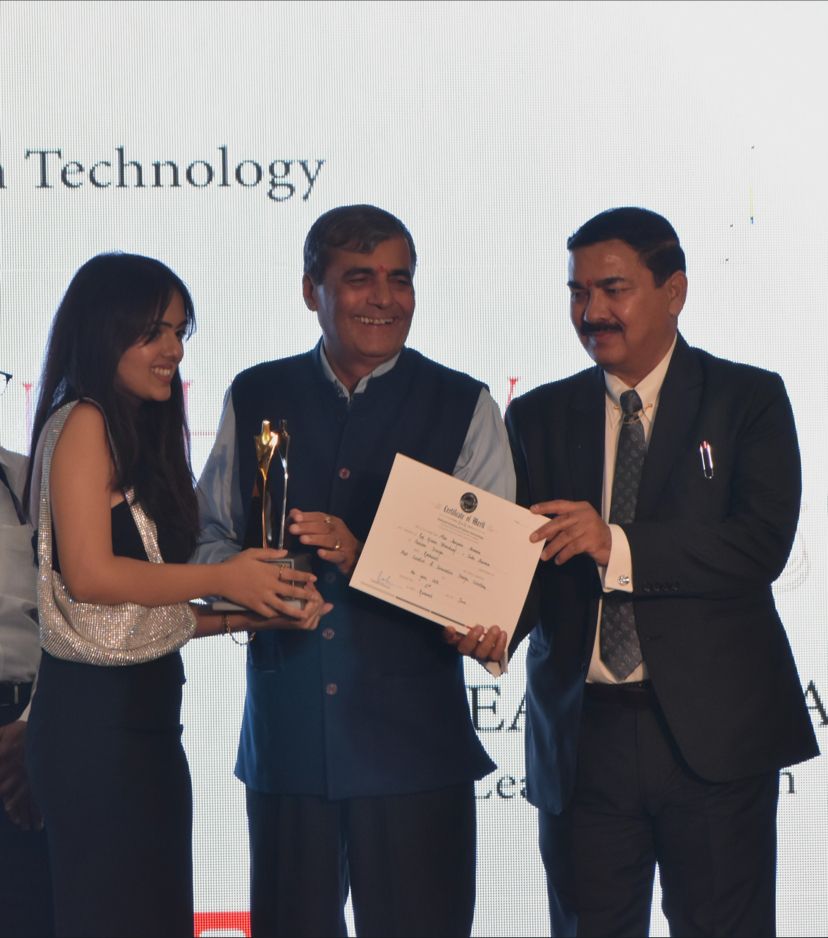 SANYAM SHARMA on LinkedIn: #graduation #nift #fashiondesign | 22 comments SANYAM SHARMA on LinkedIn: #graduation #nift #fashiondesign | 22 comments