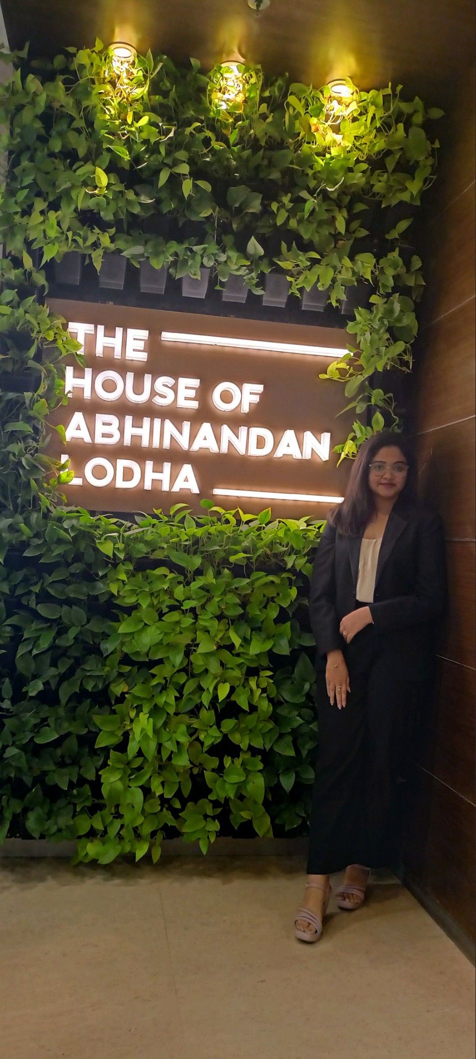 Kashvi Makadia on LinkedIn: #newbeginnings #salestrainee #excitedtolearn Kashvi Makadia on LinkedIn: #newbeginnings #salestrainee #excitedtolearn
