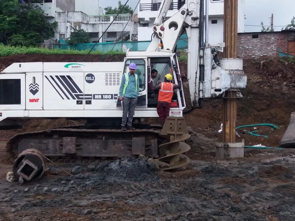 #photograph #oldmemories #pilingwork #indoremetrorailproject #mpmmetro ... #photograph #oldmemories #pilingwork #indoremetrorailproject #mpmmetro ...