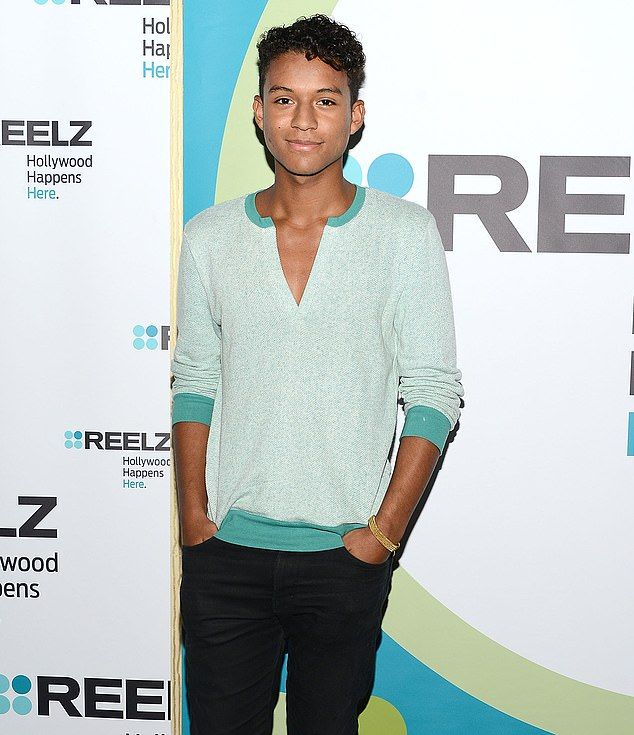NewsFlash.one on LinkedIn: Jaafar Jackson has 'uncanny' resemblance to ... NewsFlash.one on LinkedIn: Jaafar Jackson has 'uncanny' resemblance to ...