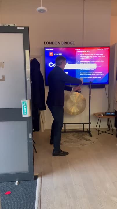 Steve Lincoln on LinkedIn: Amazing day opening up the new ZoomInfo ... Steve Lincoln on LinkedIn: Amazing day opening up the new ZoomInfo ...
