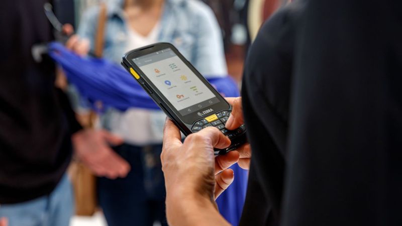How Android devices are affecting your front-line workers | Zebra ... How Android devices are affecting your front-line workers | Zebra ...