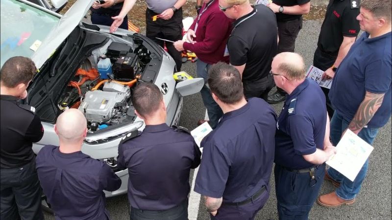 Neil Pedersen on LinkedIn: Electric Vehicle Responder Course UK Neil Pedersen on LinkedIn: Electric Vehicle Responder Course UK