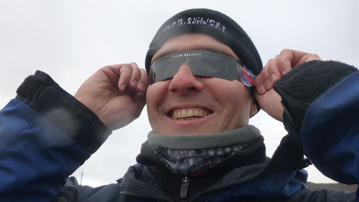 Eclipse expert Jamie Carter wins media award for extensive solar ... Eclipse expert Jamie Carter wins media award for extensive solar ...